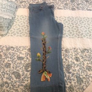 Cache | Jeans | Cache Denim Capri Size 2 Like New | Poshmark